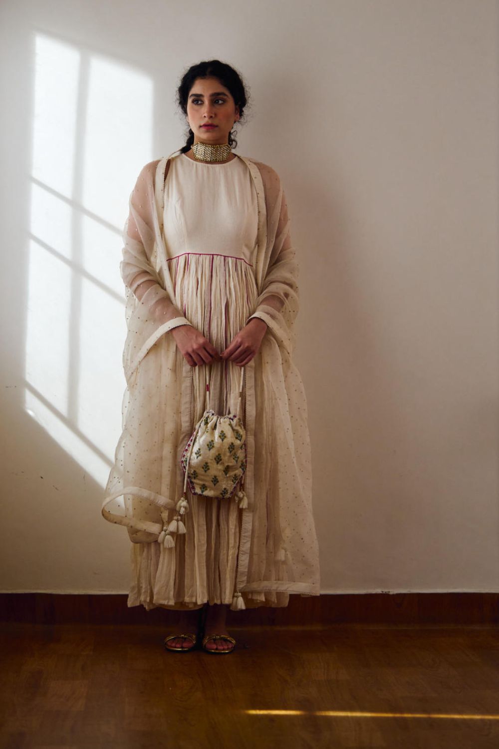 Buy Maple hand embroidered batwa from C&W | Bags for Women – Canvas And ...